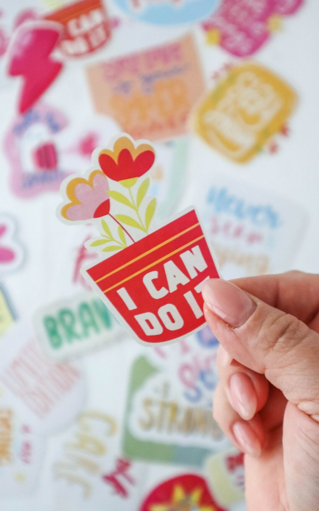 Sticker selber machen: DIY Gute-Laune-Aufkleber mit dem Brother ...